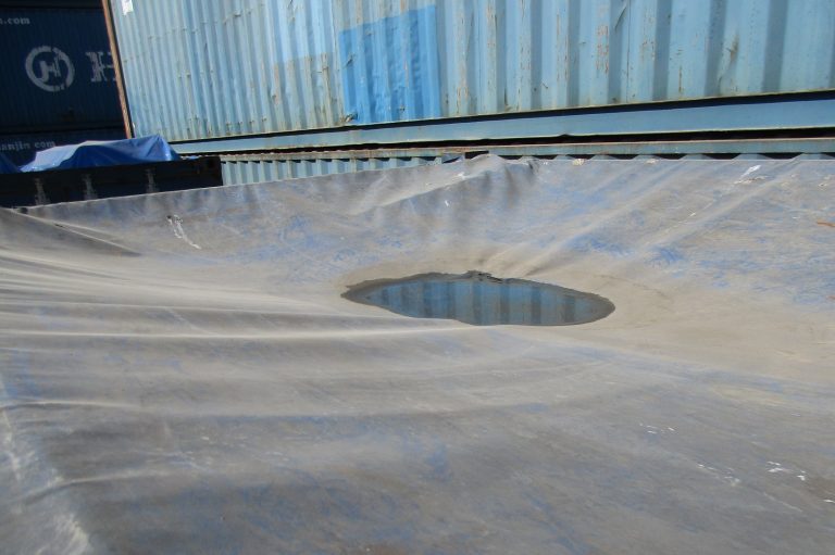 Marine Surveyors Valencia Spain - Damaged float glass in open top container