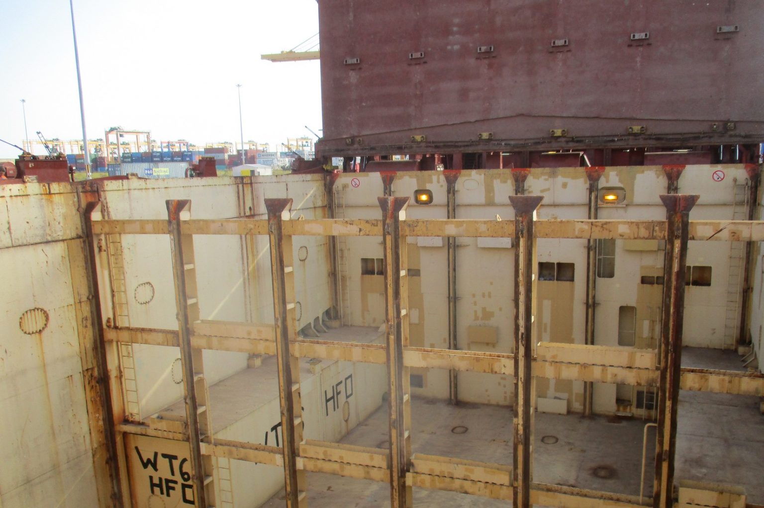 Marine Surveyors Valencia Spain - Container ship Off Hire Condition and ...